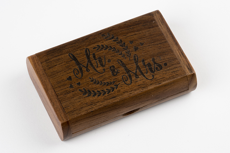 Personalised Wooden USB Boxes for Photographers (UK) | Sim Imaging